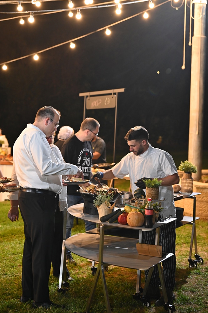 Modulite® 2 level Kit, Black Marble 2 Qtr Round Table Top, Black Legs ...